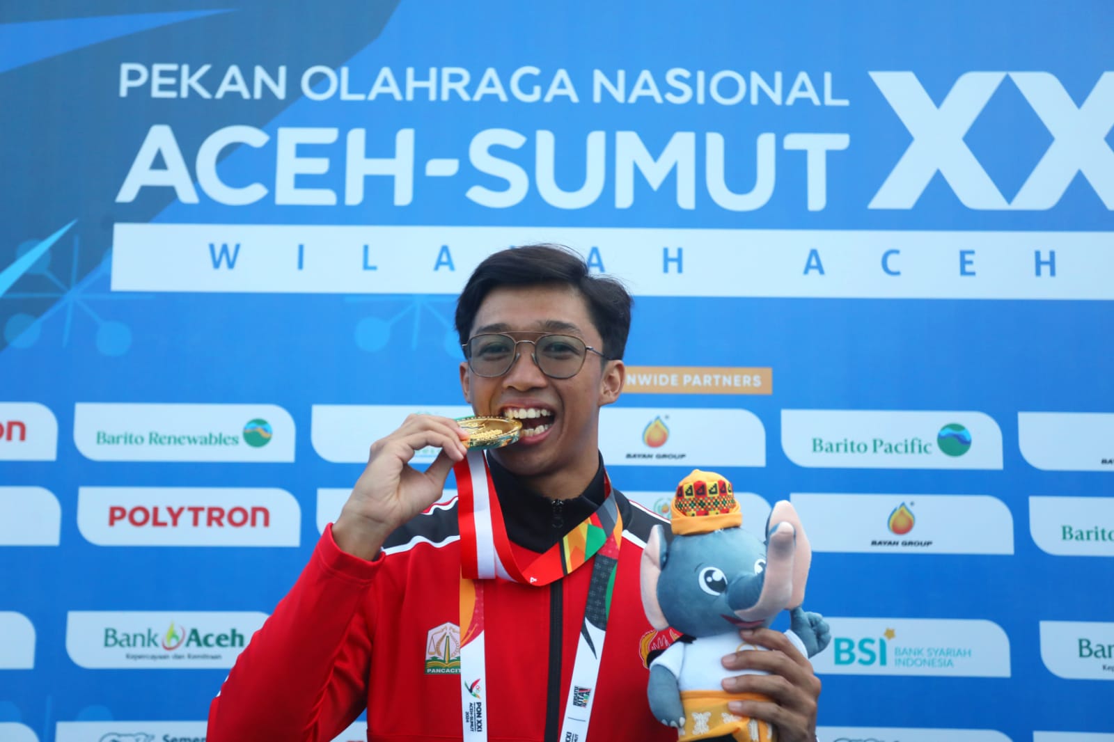 Atlet Selam Kolam Putra Aceh Raih Medali Emas di PON XXI